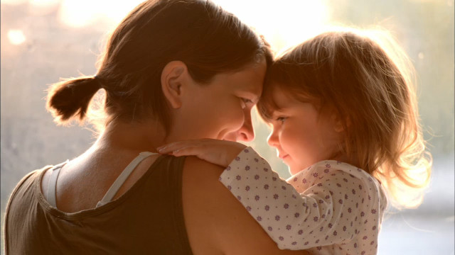 100 Huntley Street: RocKids TV - "What is Love?"